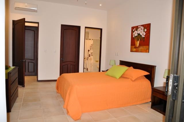 Buy a Guest House In Playas Del Coco